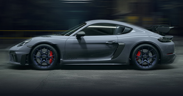 Fahre einen Porsche 718 Cayman GT4 RS auf dem Red Bull Ring selbst ...